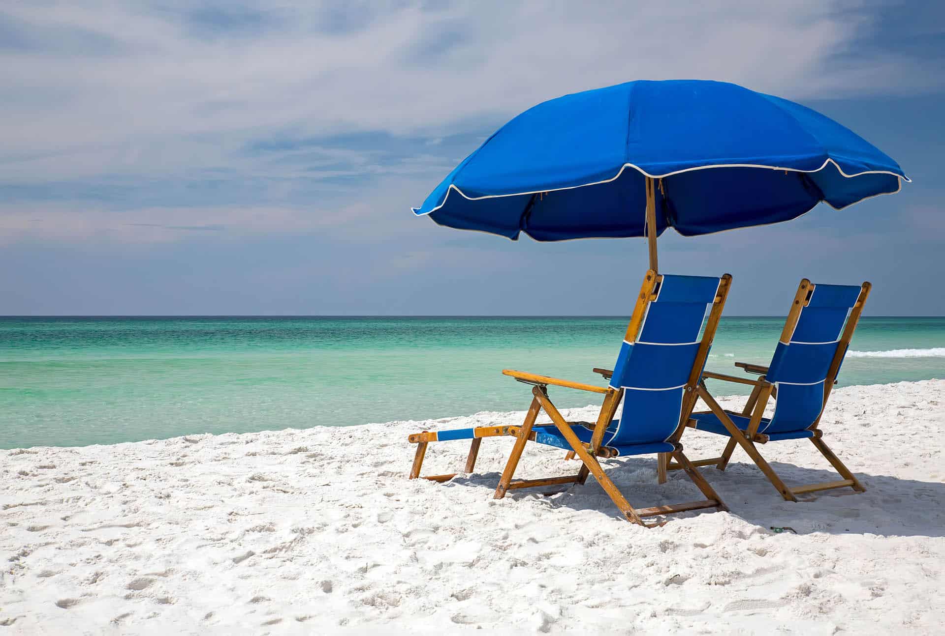 Fun PCB Beach Chair Rentals - Bikini Beach Resort Panama City Beach ...